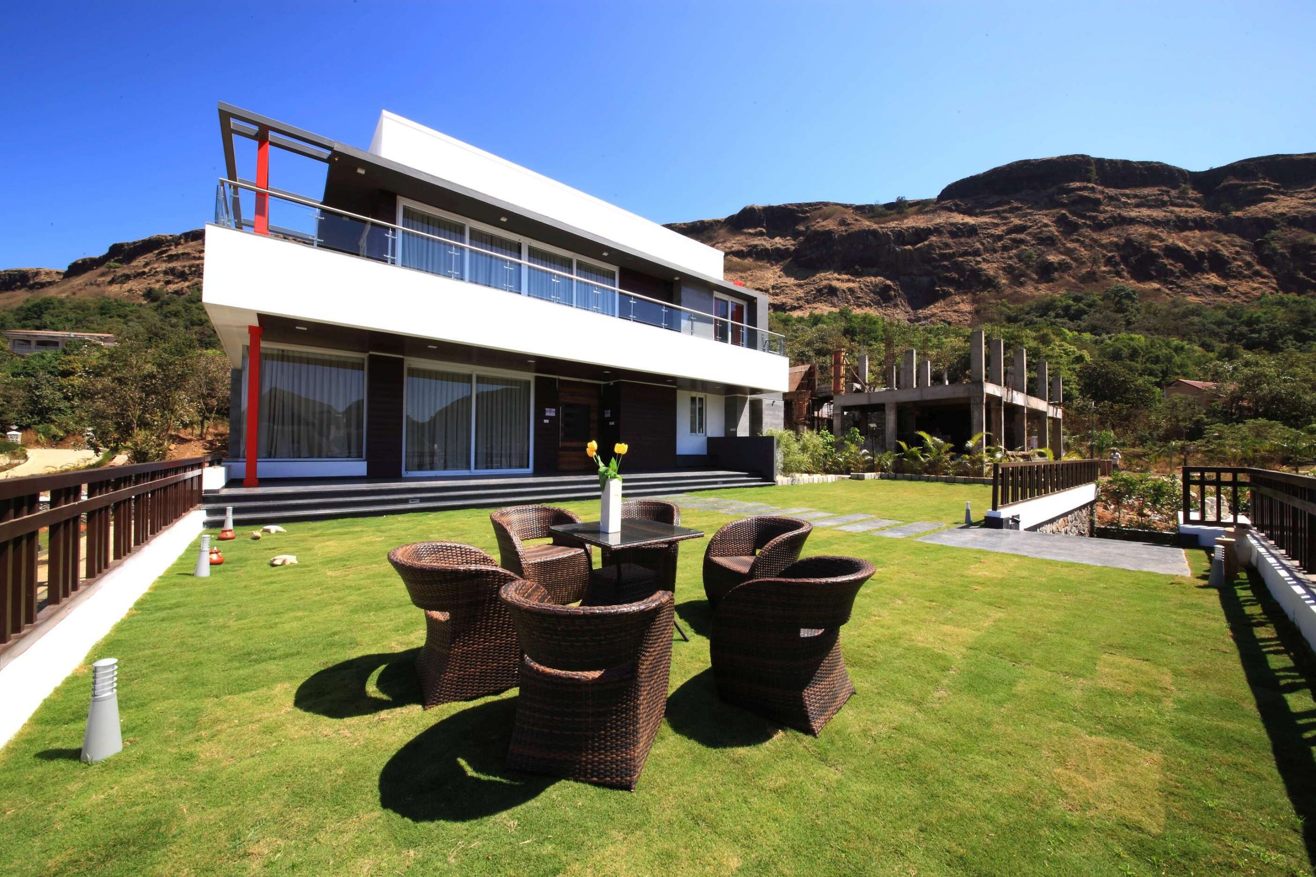 Green Lounge Designs – & more